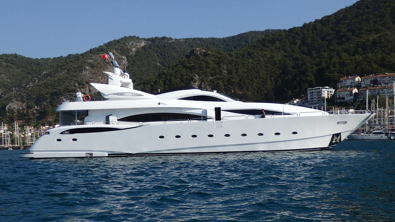 €500,000 price drop on Sun Yatcilik motor yacht Ronesans